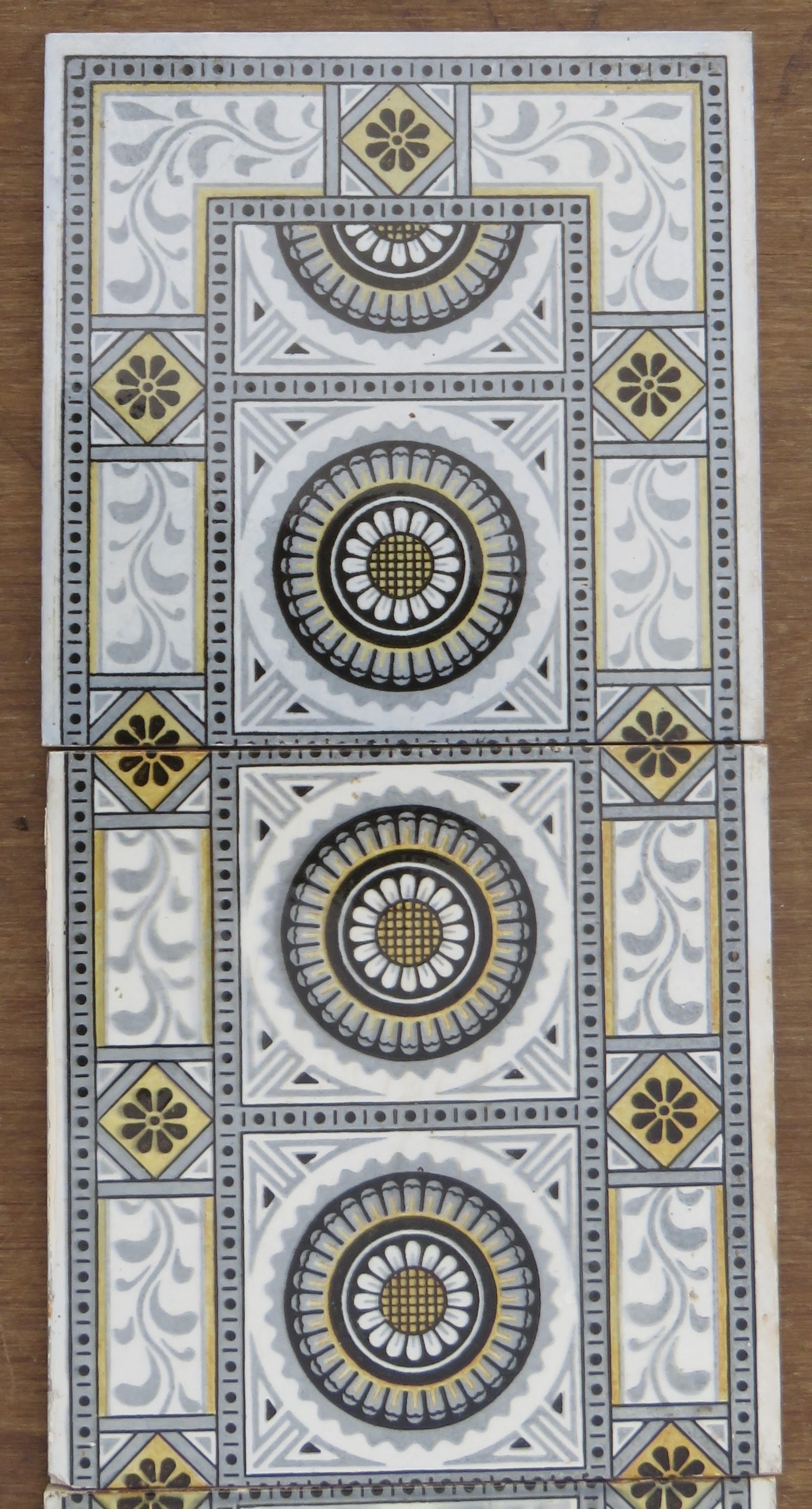 Antique & Vintage Tiles – The Hive